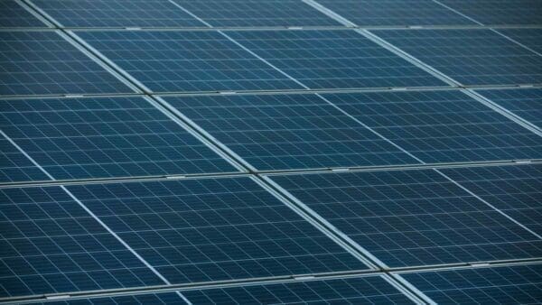 First Solar moves forward with expansion of U.S. manufacturing ...